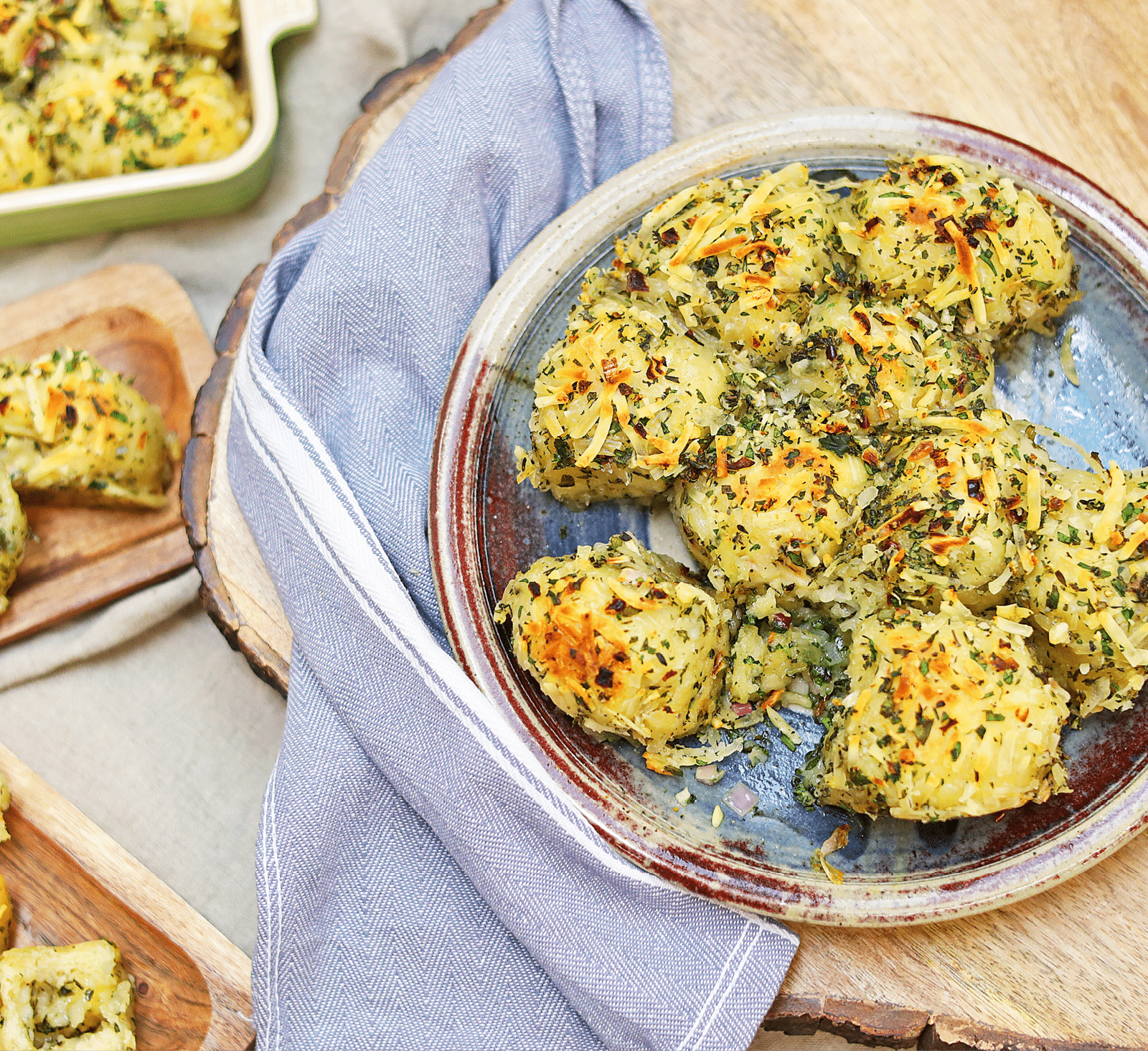 Herbed Mozza Monkey Bread | Vevan Vegan Recipes